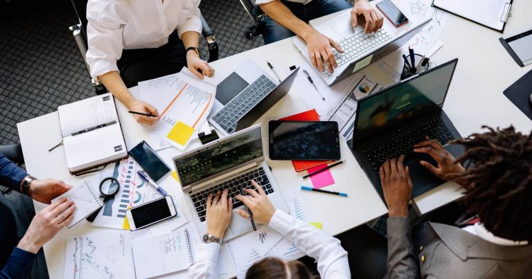 Difference Between Project Management and Project Management Office ...